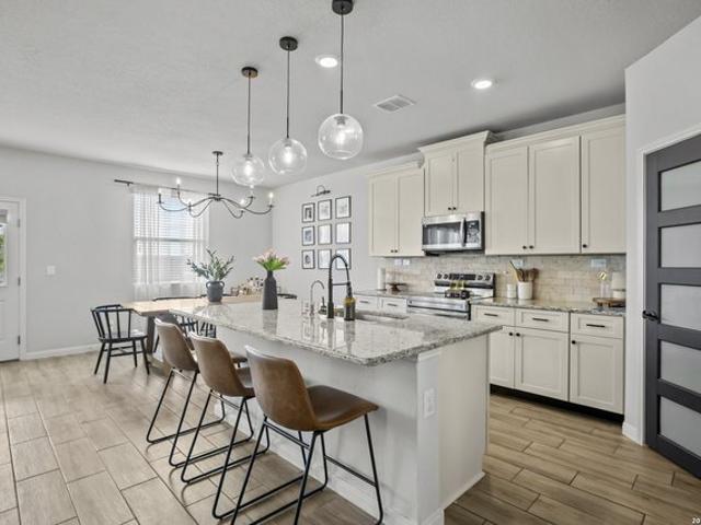 197 Hunters Ldg, San Antonio, TX 78253