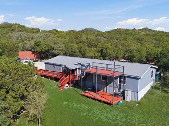 197 Lake View Dr, Lakehills, TX 78063