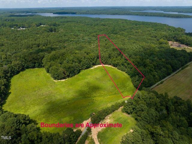 197 Lakeside Dr, Chapel Hill, NC 27517 | MLS #10110