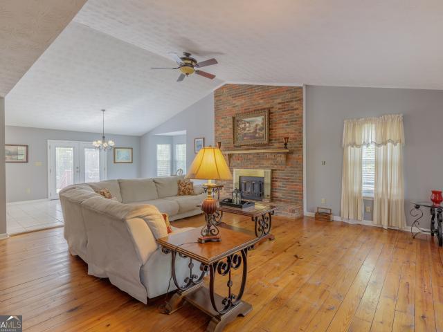 197 Lynn Trail