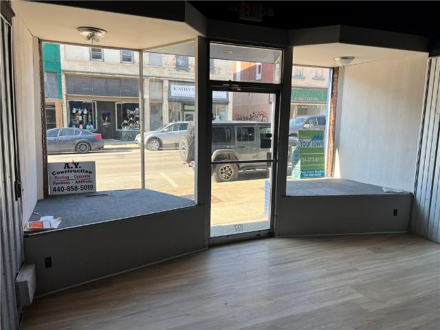 197 Main St