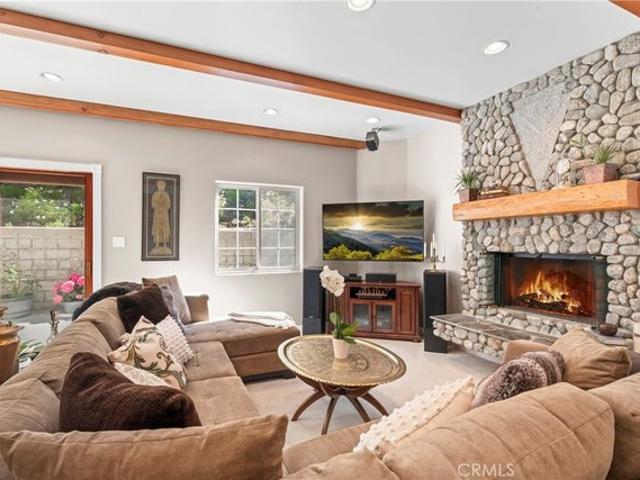 197 Massive Rd, Lake Arrowhead, CA 92317