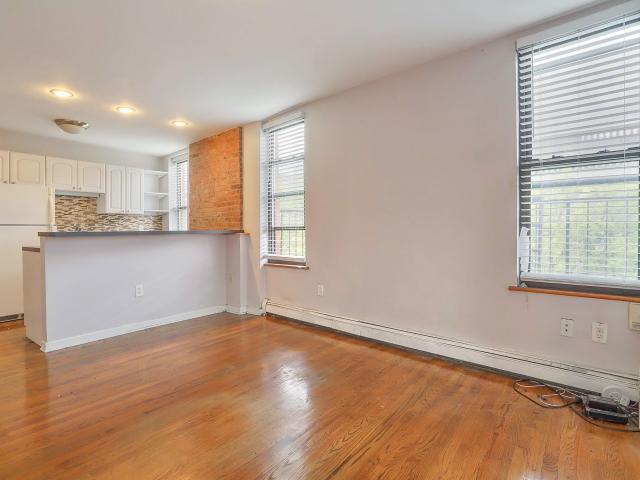 197 Newark Ave # 2
