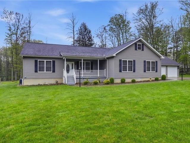 197 Smugglers Rd, DuBois, PA 15801