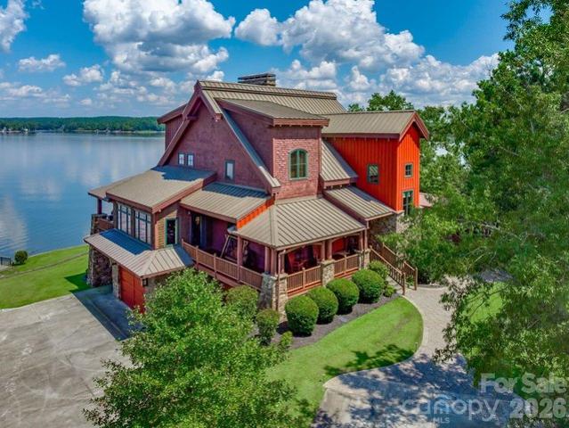 197 Smooth Rock Pt, Ridgeway, SC 29130
