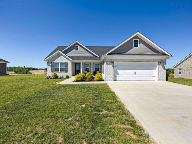 197 Scenic Hill Dr, Lebanon, KY 40033