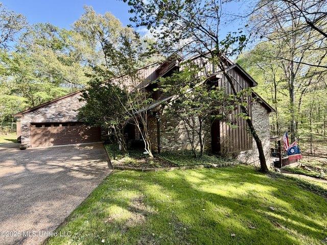 197 Skyline Dr, Clinton, MS 39056