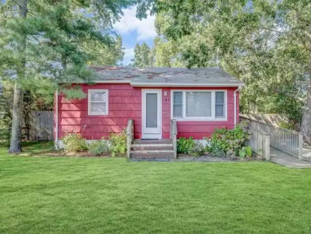 197 SPRINGVILLE RD, HAMPTON BAYS, NY 11946 Single Family Resid.