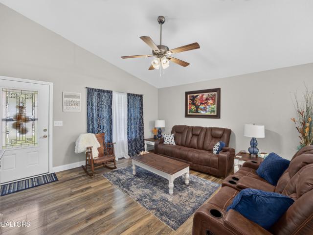 197 Panther Valley Rd