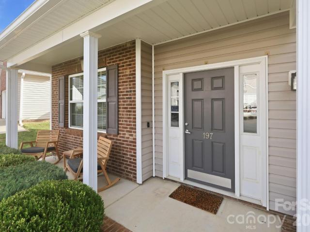 197 Roanoke Road