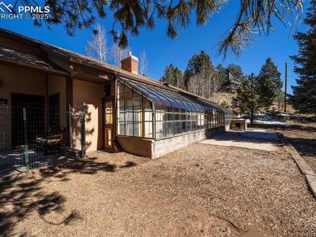 197 W Ridge Dr, Woodland Park, CO 80863