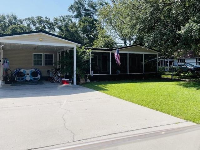 197 Waterfront Dr, Moncks Corner, SC 29461