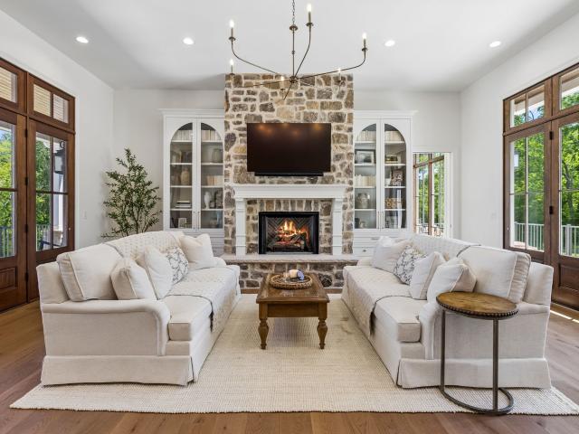 197E Bugg Hollow Rd