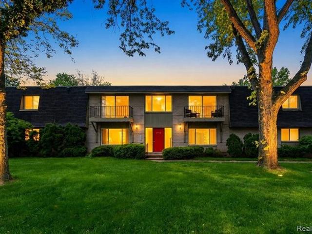 19840 W 12 Mile Rd Apt 36, Southfield, MI 48076