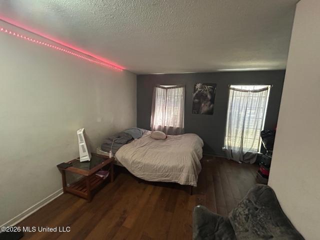 1984 Longwood Drive