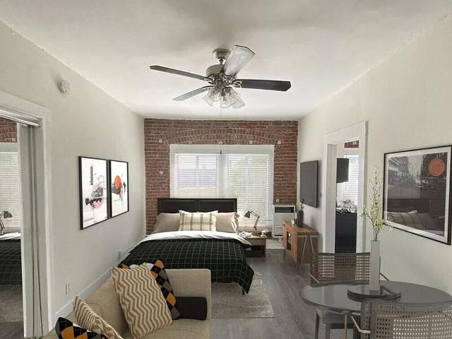 1984 Park Grove Ave Studio Apartment for Rent at 1984 Park Grove Ave, Los Angeles, CA 90007 Congress North