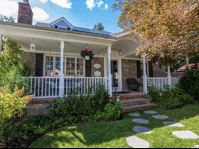 1984 Russell St, North Bellmore, NY 11710