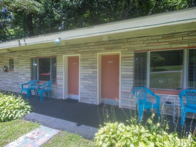 19853 W. Us 64