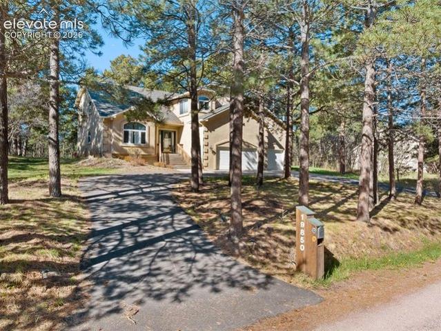 19850 Indian Summer Ln, Monument, CO 80132