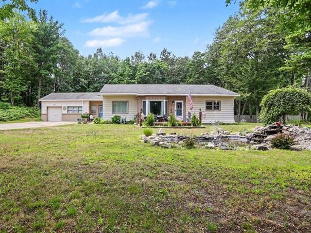 1985 N Jebavy Dr, Ludington, MI 49431