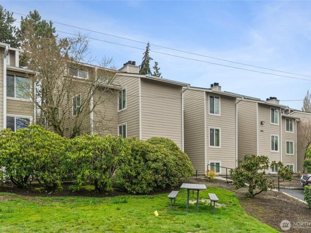 1985 th Avenue NE # 211