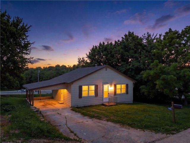 19860 E Elm St, Princeton, MO 64673