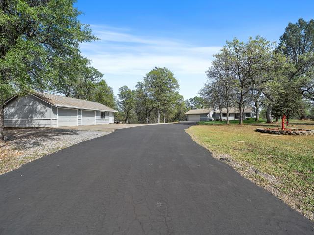 19862 Paso Robles Avenue