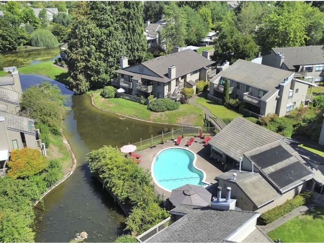1986 lake isle dr