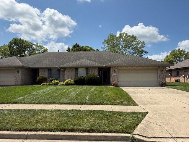 1987 Swallowtail Ct, Clayton, OH 45315