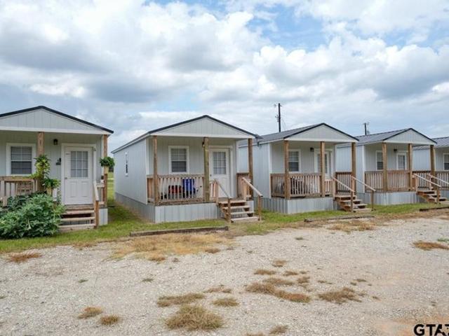 19883 County Road 452, Lindale, TX 75771