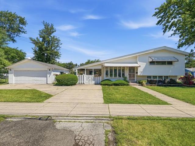 1988 E Touhy Ave, Des Plaines, IL 60018