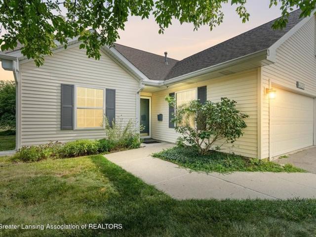 1988 Searl Ct, East Lansing, MI 48823