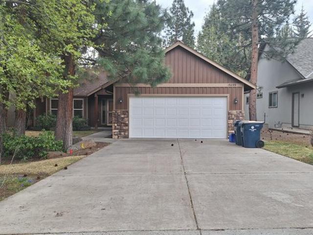 19899 Porcupine Dr, Bend, OR 97702