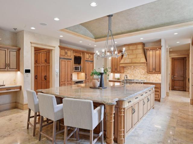 1989 Dwight Ln, Minnetonka, MN 55305 | MLS #7046