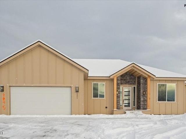 1989 W Cashatt Ave, Wasilla, AK 99654