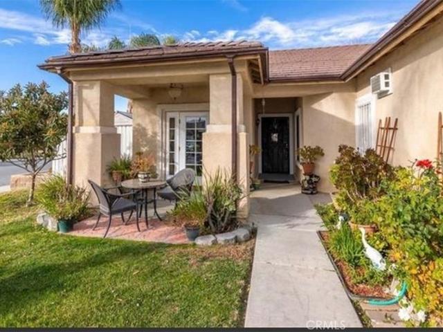 1989 Warwick St, San Jacinto, CA 92582