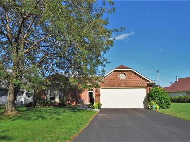 1980 Crystal Bay East Dr, Plainfield, IN 46168