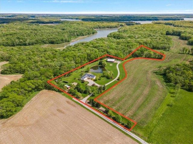 1980 E 1700 North Rd, Shelbyville, IL 62565