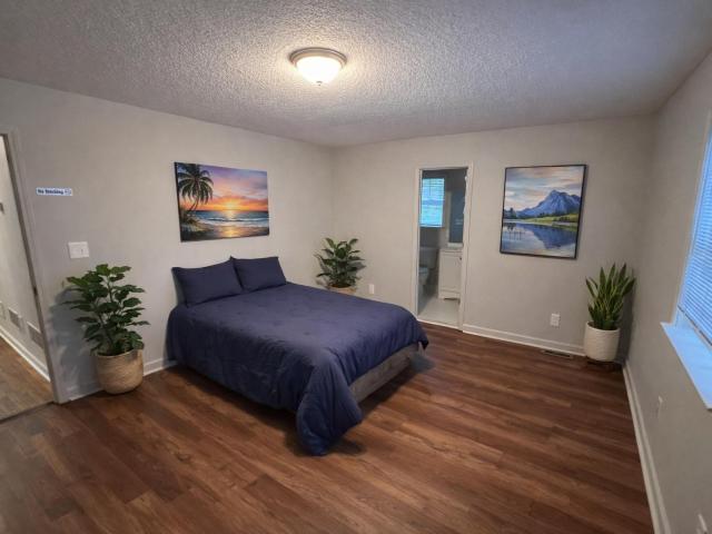 1980 E Ave NW, 1 bed, 1 full bath