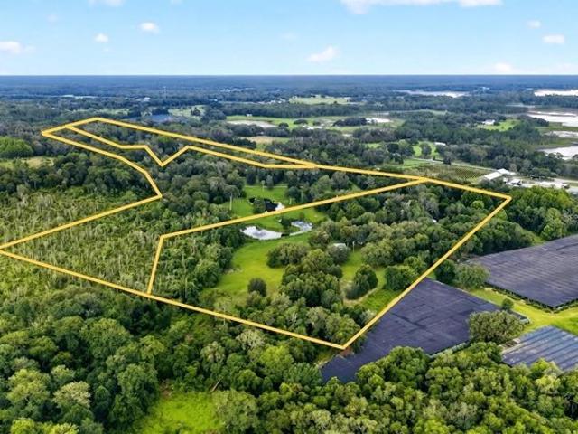 1980 Lake Hires Rd, De Leon Springs, FL 32130