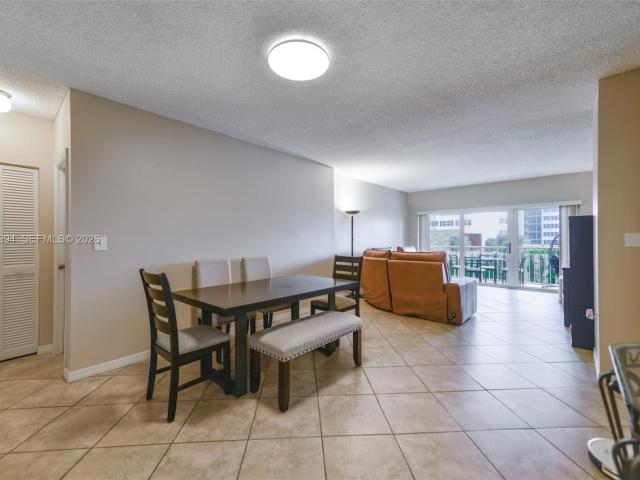 1980 S Ocean Dr 4L, Hallandale Beach, FL