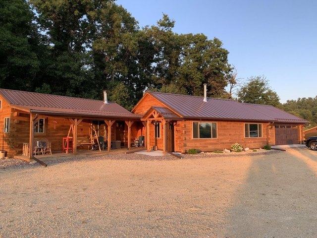 1980 Sandy Rock Rd, Hollandale, WI 53544