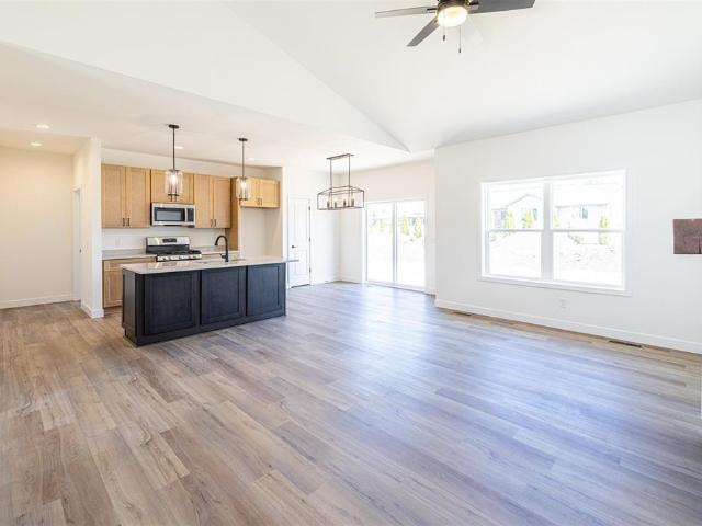 1980 Sequoia Drive