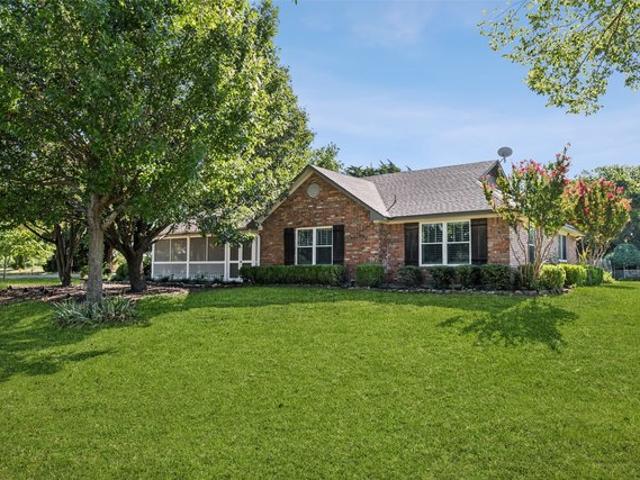 1980 Winningkoff Rd, Lucas, TX 75002