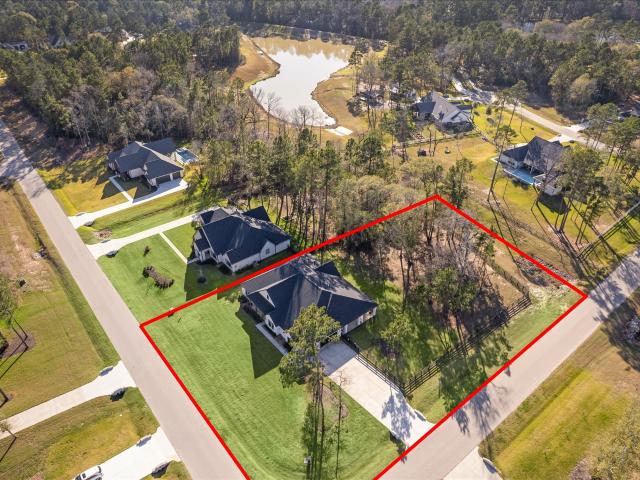 19812 Whispering Crk Trl, Magnolia, TX 77355 | MLS #68260 | Compass