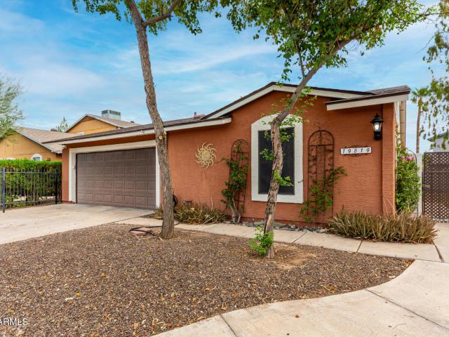 19819 N 3rd St, Phoenix, AZ 85024 | Compass