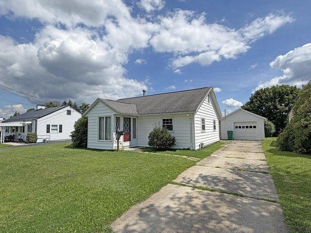 1981 Minno Dr, Johnstown, PA 15905