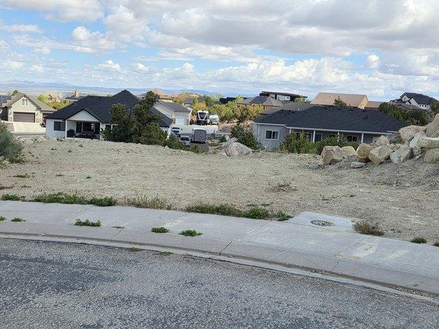 1981 N Mahogany Cir, Cedar City, UT 84721
