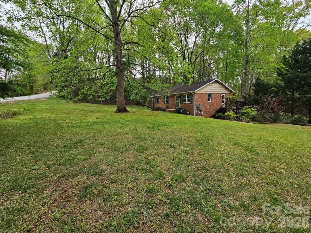 1982 Old Farm Road SE