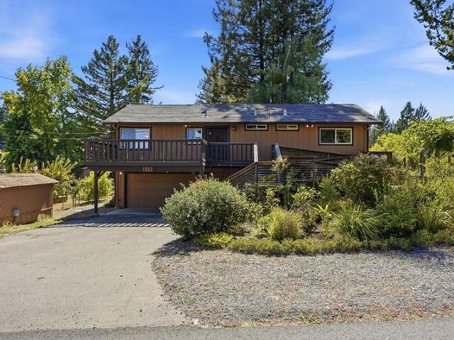 1982 Coffee Ln, Sebastopol, CA 95472